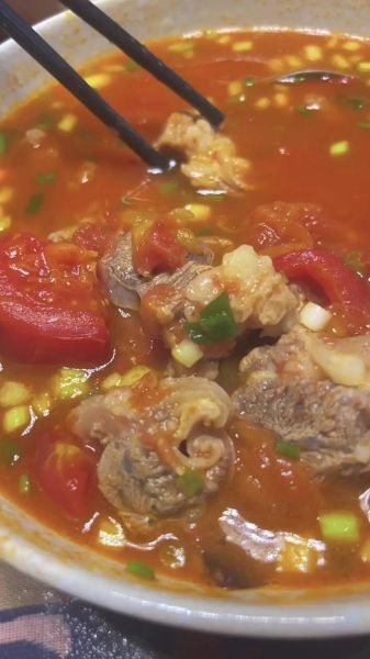 西红柿牛腩怎么做才好吃_西红柿牛腩最经典做法-第3张图片-山城妙识