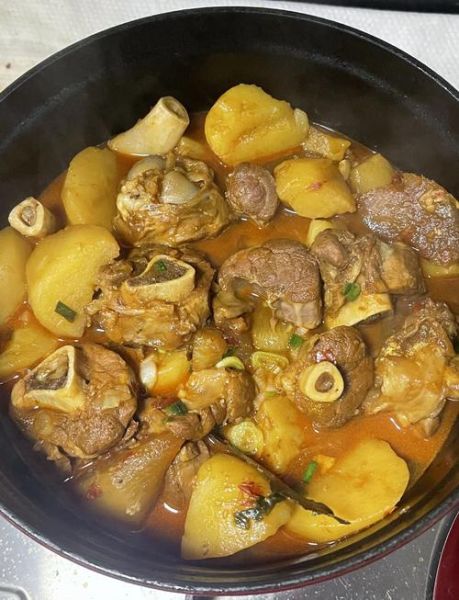 羊腿肉怎么做好吃_羊腿肉最简单的做法大全-第1张图片-山城妙识