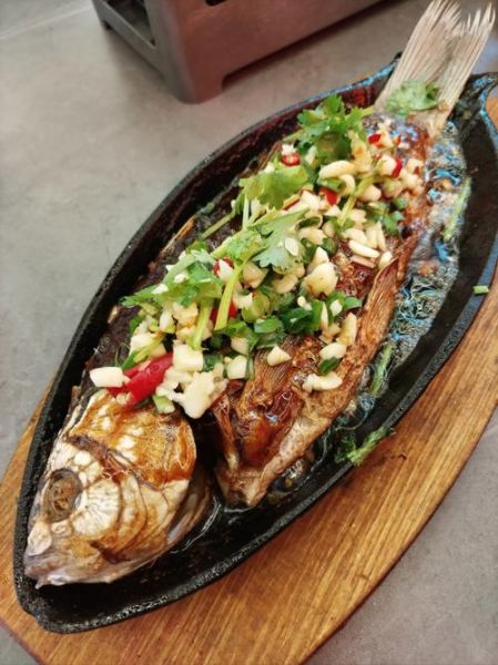 烤鲫鱼怎么腌制才入味_烤鲫鱼烤箱温度时间-第3张图片-山城妙识