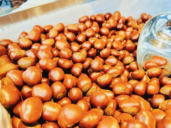 炒栗子吃了有什么好处_炒栗子热量高吗-第3张图片-山城妙识 炒栗子吃了有什么好处_炒栗子热量高吗-第3张图片-山城妙识