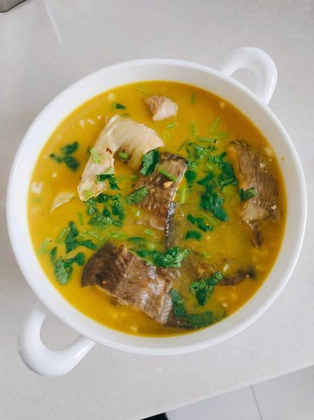 清炖鲶鱼怎么做_清炖鲶鱼最正宗的做法-第2张图片-山城妙识