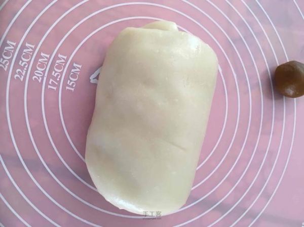 月饼皮用什么面粉_月饼皮怎么和面才酥软-第3张图片-山城妙识