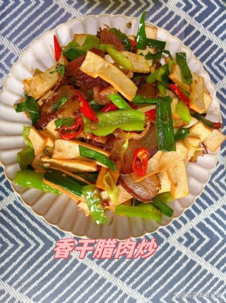 炒腊肉要焯水吗_腊肉焯水正确方法-第2张图片-山城妙识 炒腊肉要焯水吗_腊肉焯水正确方法-第2张图片-山城妙识