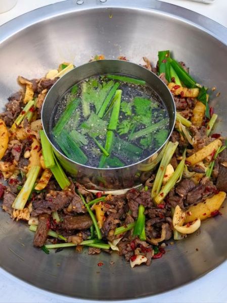 干锅牛肉怎么做_干锅牛肉的家常做法-第2张图片-山城妙识