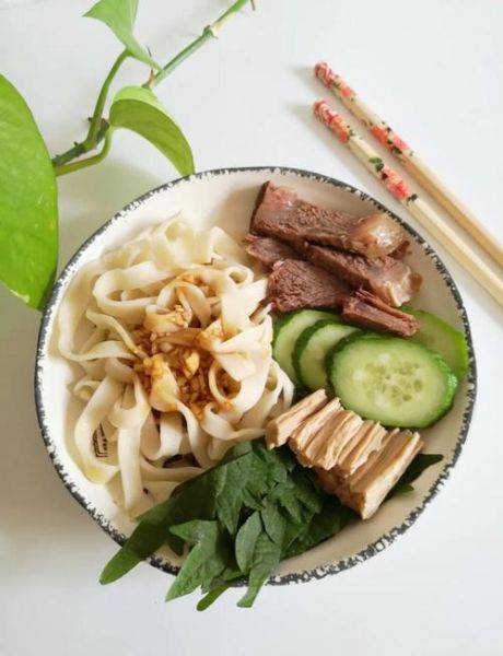 手擀面怎么做_手擀面为什么劲道-第3张图片-山城妙识 手擀面怎么做_手擀面为什么劲道-第3张图片-山城妙识