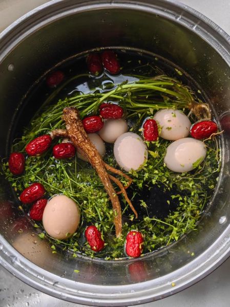 地菜煮鸡蛋的功效与禁忌_孕妇能吃吗-第1张图片-山城妙识