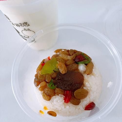 台州牛奶八宝饭怎么做_正宗台州牛奶八宝饭配方-第1张图片-山城妙识