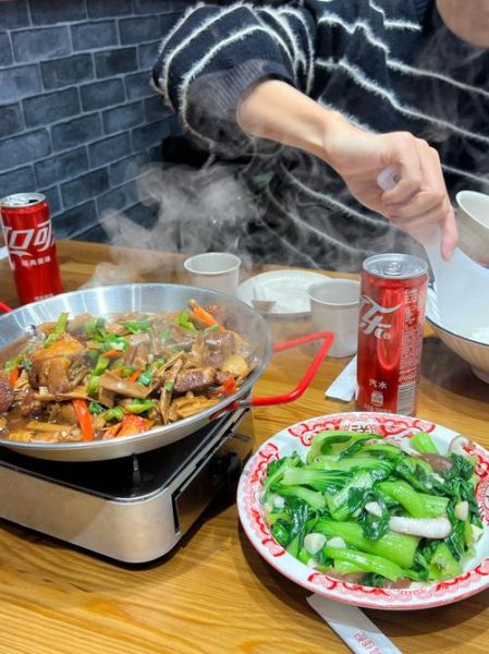 肉烧笋干怎么做好吃_笋干烧肉不柴的秘诀-第3张图片-山城妙识