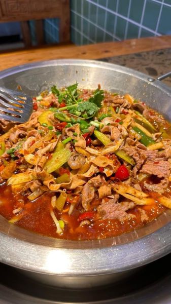 黔江鸡杂火锅怎么做_正宗做法步骤-第1张图片-山城妙识