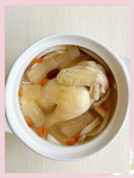 竹荪炖鸡怎么炖好吃_竹荪炖鸡的做法窍门-第1张图片-山城妙识 竹荪炖鸡怎么炖好吃_竹荪炖鸡的做法窍门-第1张图片-山城妙识