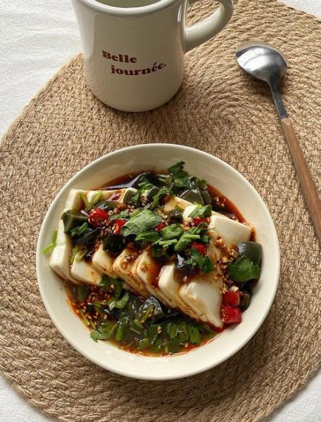 皮蛋豆腐的功效与作用_皮蛋豆腐能减肥吗-第1张图片-山城妙识