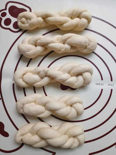 蜂蜜麻花怎么做_蜂蜜麻花家常做法-第1张图片-山城妙识