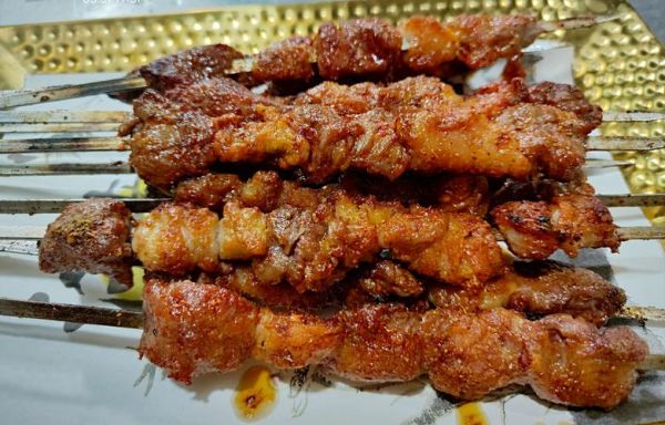 烤羊肉串图片大全大图_如何拍出诱人色泽-第1张图片-山城妙识