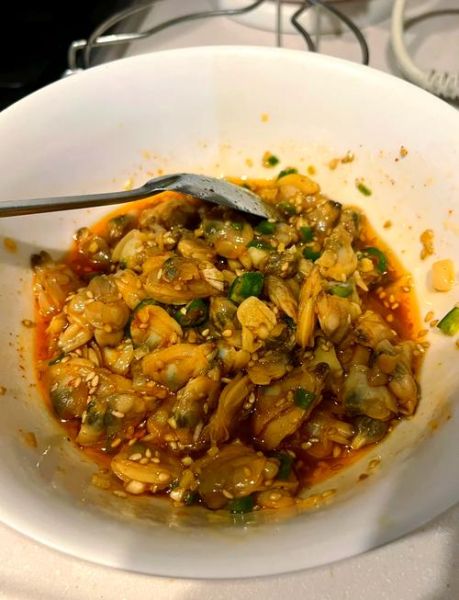 爆炒蛤蜊肉怎么做好吃_爆炒蛤蜊肉的家常做法-第3张图片-山城妙识