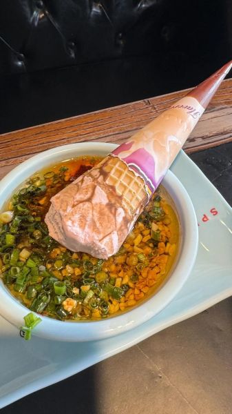 冰激凌火锅怎么做_冰激凌火锅好吃吗-第1张图片-山城妙识 冰激凌火锅怎么做_冰激凌火锅好吃吗-第1张图片-山城妙识