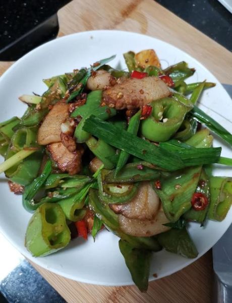 农家小炒肉怎么做_正宗川菜小炒肉做法-第2张图片-山城妙识