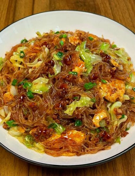 酸包菜炒粉丝怎么做_酸包菜炒粉丝的家常做法-第2张图片-山城妙识