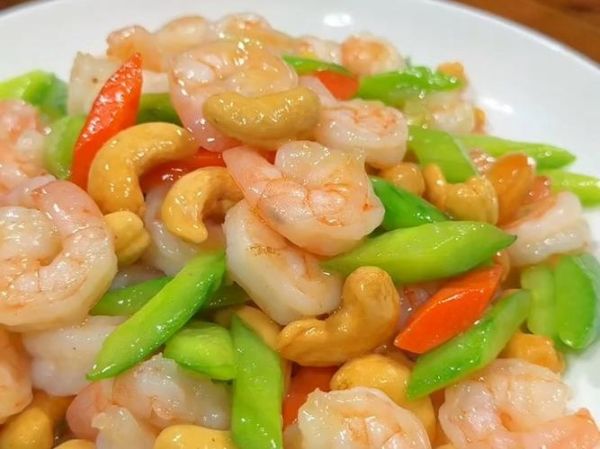 炒腰果虾仁需要什么配料_怎么炒才脆嫩-第3张图片-山城妙识 炒腰果虾仁需要什么配料_怎么炒才脆嫩-第3张图片-山城妙识