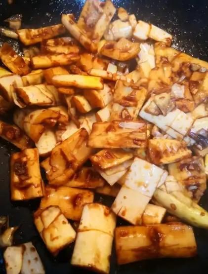 油焖冬笋怎么做_油焖冬笋为什么苦-第1张图片-山城妙识