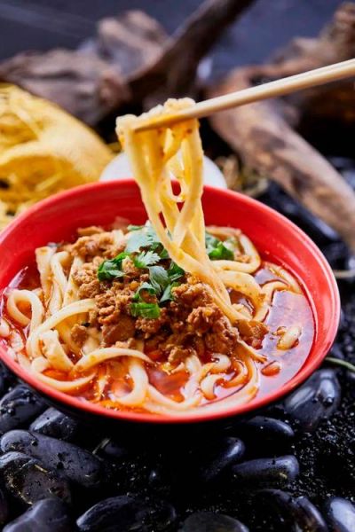 山西刀削面图片大全_正宗刀削面长什么样-第3张图片-山城妙识