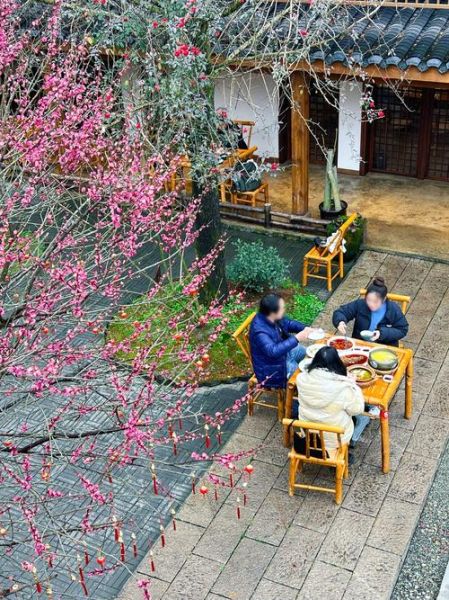 青城山白果炖鸡怎么做_白果炖鸡正宗做法-第1张图片-山城妙识 青城山白果炖鸡怎么做_白果炖鸡正宗做法-第1张图片-山城妙识