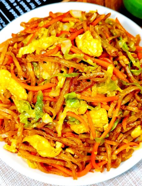 炒饼丝的家常做法_豆芽怎么炒不软烂-第2张图片-山城妙识