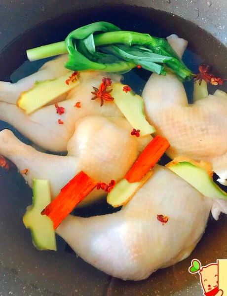 广东白斩鸡怎么做_白切鸡蘸料怎么调-第1张图片-山城妙识