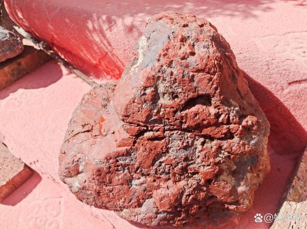 鸡血石原石图片大全_如何辨别真假鸡血石-第3张图片-山城妙识 鸡血石原石图片大全_如何辨别真假鸡血石-第3张图片-山城妙识
