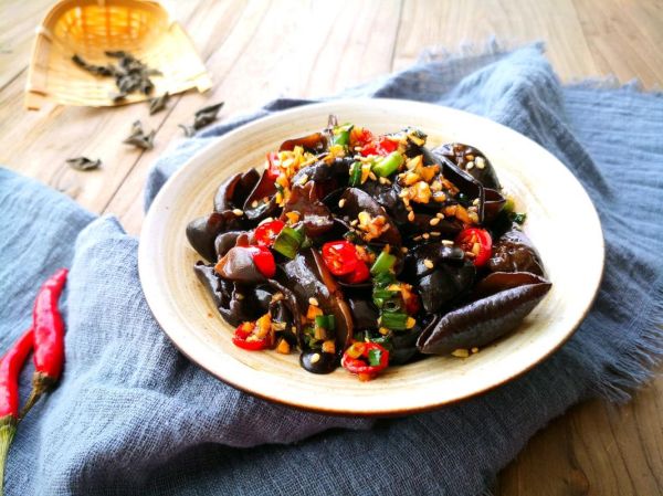 芥末木耳怎么做好吃_芥末木耳凉拌做法-第3张图片-山城妙识