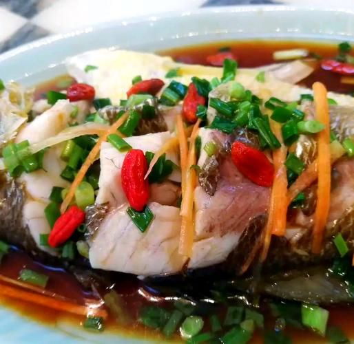 葱油鱼怎么做好吃_家常葱油鱼做法步骤-第3张图片-山城妙识