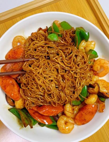 虾仁面条怎么做好吃_虾仁面条的家常做法-第1张图片-山城妙识 虾仁面条怎么做好吃_虾仁面条的家常做法-第1张图片-山城妙识