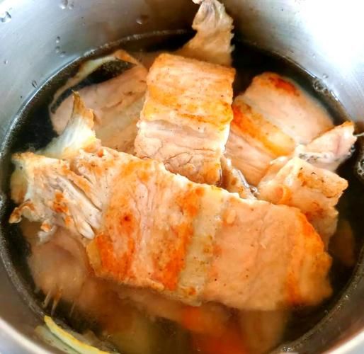 三文鱼骨汤怎么做_三文鱼骨汤的营养价值-第3张图片-山城妙识 三文鱼骨汤怎么做_三文鱼骨汤的营养价值-第3张图片-山城妙识