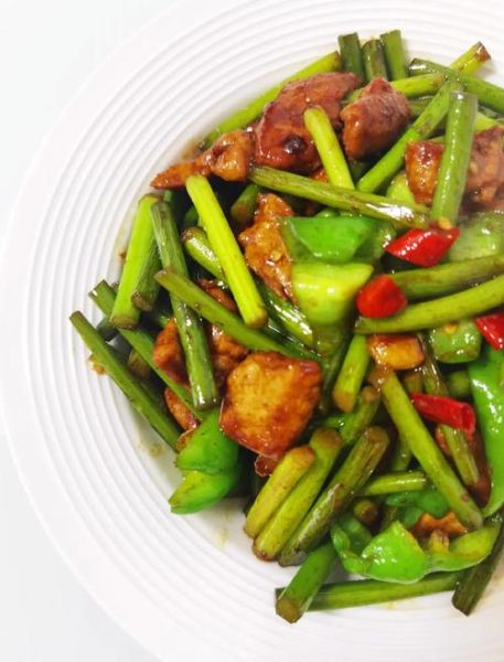 蒜苔炒什么菜好吃_蒜苔炒什么菜最下饭-第2张图片-山城妙识