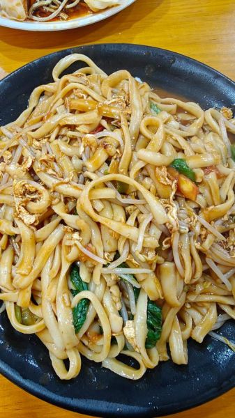 刀削面是哪里的特产_刀削面发源地-第1张图片-山城妙识