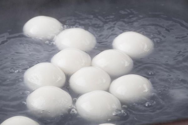 冰冻汤圆煮多久_汤圆浮起来后还要煮吗-第3张图片-山城妙识