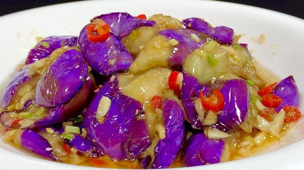 炒茄子怎么做不吸油_炒茄子怎么保持紫色-第1张图片-山城妙识 炒茄子怎么做不吸油_炒茄子怎么保持紫色-第1张图片-山城妙识