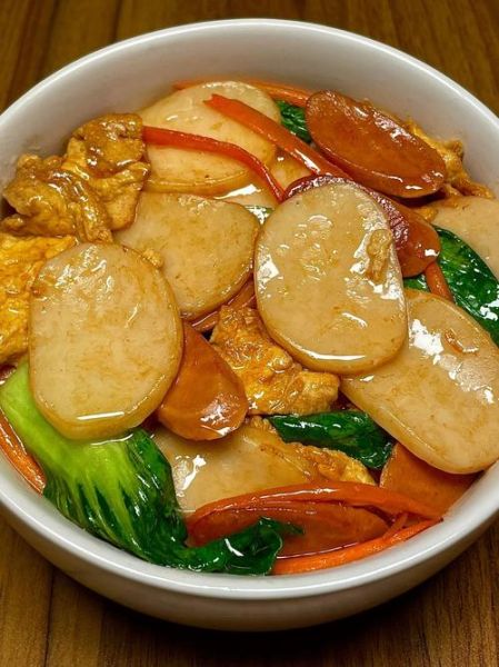 青菜炒年糕怎么炒不糊锅_青菜炒年糕家常做法-第2张图片-山城妙识