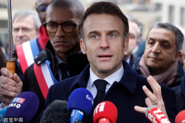 马克龙是谁_马克龙的政治立场是什么-第2张图片-山城妙识