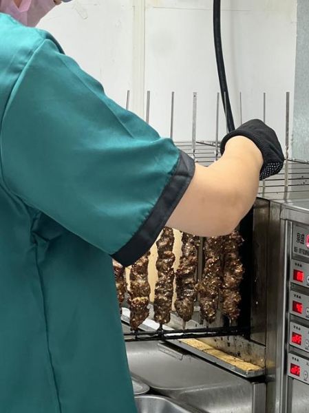 电烤箱能烤羊肉串吗_家用电烤箱烤串技巧-第1张图片-山城妙识 电烤箱能烤羊肉串吗_家用电烤箱烤串技巧-第1张图片-山城妙识