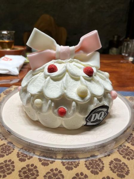 dq冰激凌蛋糕好吃吗_口感怎么样-第1张图片-山城妙识