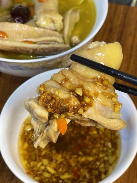 煲猪肚鸡药材配方_猪肚鸡用什么药材最香-第3张图片-山城妙识 煲猪肚鸡药材配方_猪肚鸡用什么药材最香-第3张图片-山城妙识