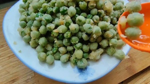 豌豆面粉怎么做_豌豆面粉的家常做法大全-第1张图片-山城妙识 豌豆面粉怎么做_豌豆面粉的家常做法大全-第1张图片-山城妙识