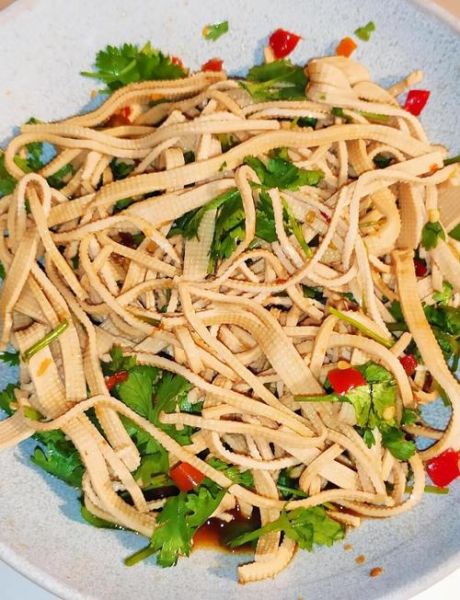 凉拌嫩豆腐需要焯水吗_焯水后口感会变差吗-第1张图片-山城妙识