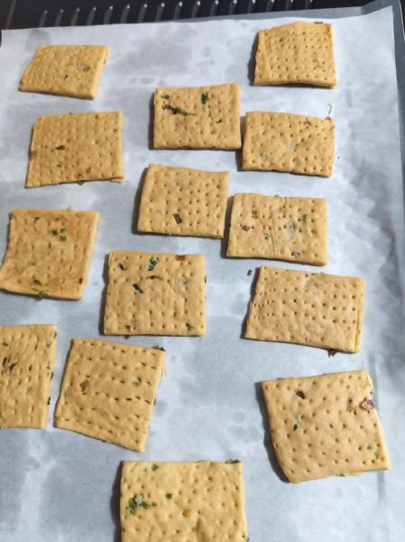 自制苏打饼干的做法_苏打饼干怎么做才酥脆-第3张图片-山城妙识