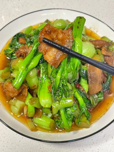 菜苔炒肉怎么炒好吃_菜苔炒肉的家常做法-第2张图片-山城妙识