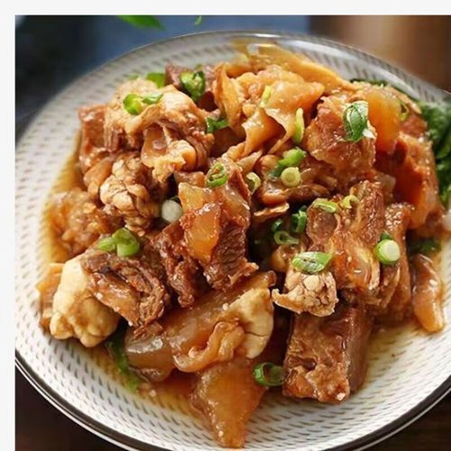 筋头巴脑是牛的哪个部位_筋头巴脑和牛腩区别-第1张图片-山城妙识