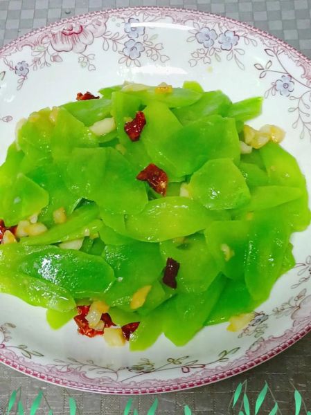 莴笋怎么炒好吃_莴笋怎么做好吃-第2张图片-山城妙识