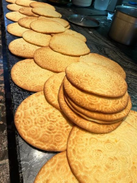 馕饼怎么读_馕饼的拼音是什么-第1张图片-山城妙识