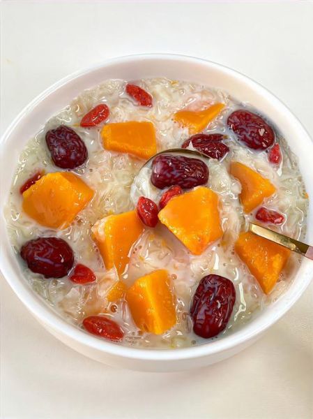 有什么糖水简单又好吃_家常糖水做法大全-第1张图片-山城妙识