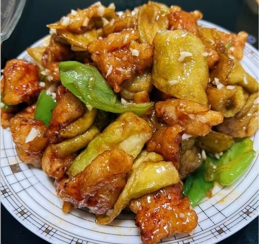 茄子炒肉怎么做_茄子炒肉的家常做法大全-第1张图片-山城妙识 茄子炒肉怎么做_茄子炒肉的家常做法大全-第1张图片-山城妙识